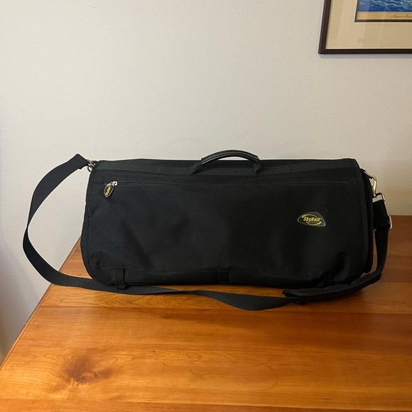 skyroll | Bags | Skyroll Carryon Garment Bag Black With Strap Great ...